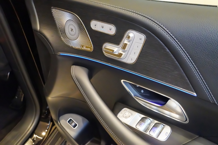 GLE400d E-ACTIVE BODY CONTROL付き！