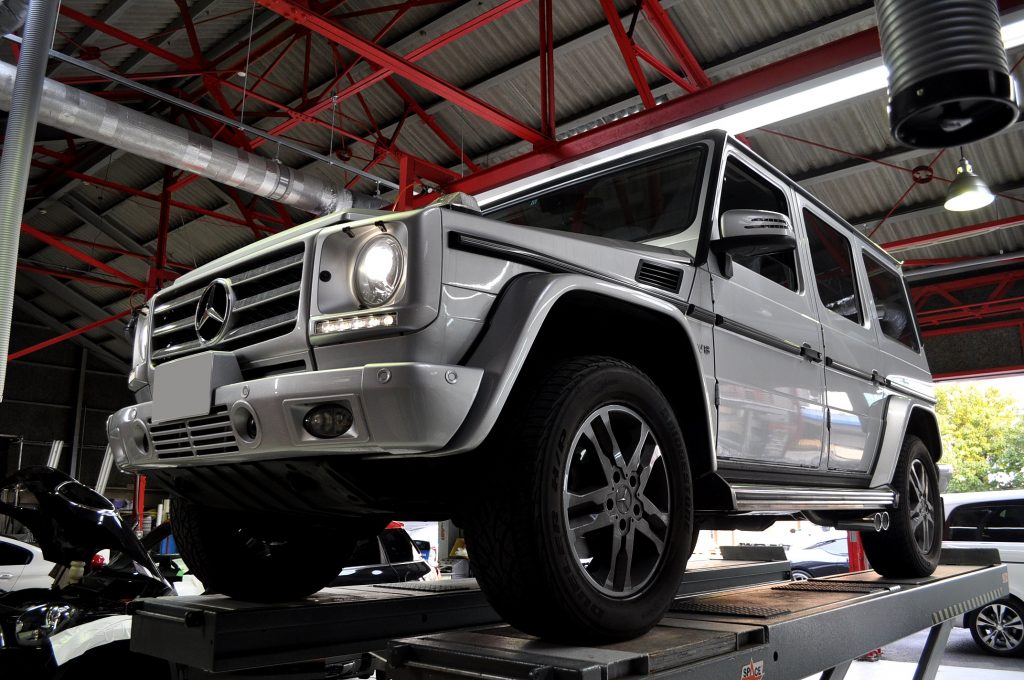 W463 G550 4本出しマフラー | 関西のメルセデスベンツ・ポルシェ・フェラーリのカスタムや車輌販売はボンド大阪へ