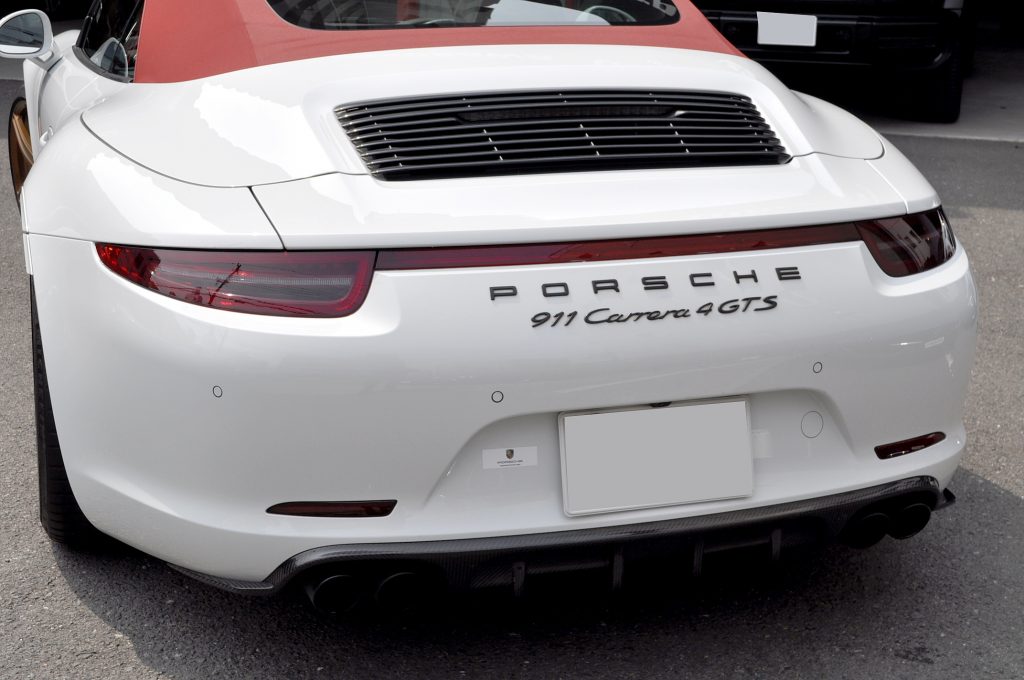 Z106 | 関西のメルセデスベンツ・ポルシェ・フェラーリのカスタムや車輌販売はボンド大阪へ